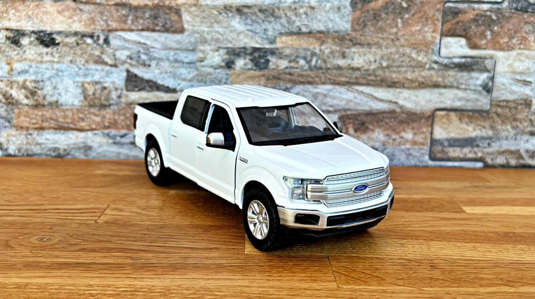 Ford F-150 Lariat Crew Cab 2019 | Diecast Model Car | Diecast Pickup ...