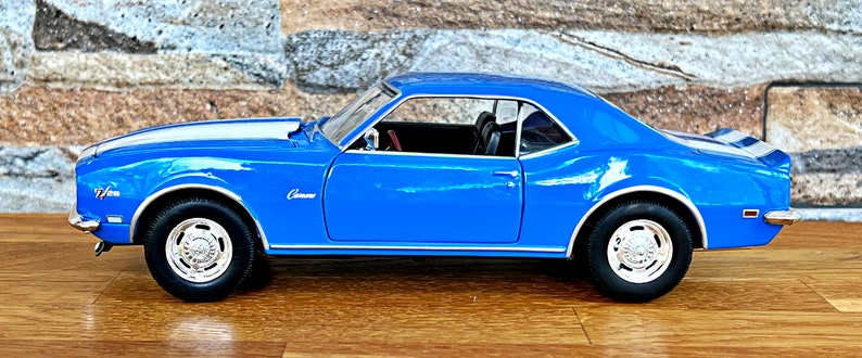 Chevrolet Camaro Z28 1968 | Model Car | 1/24 Diecast Car | 1:24 Scale ...