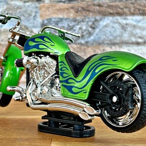 Iron Choppers, Scale 1/18 Model Motorcycle, Diecast Motorcycle, 1/18 ...