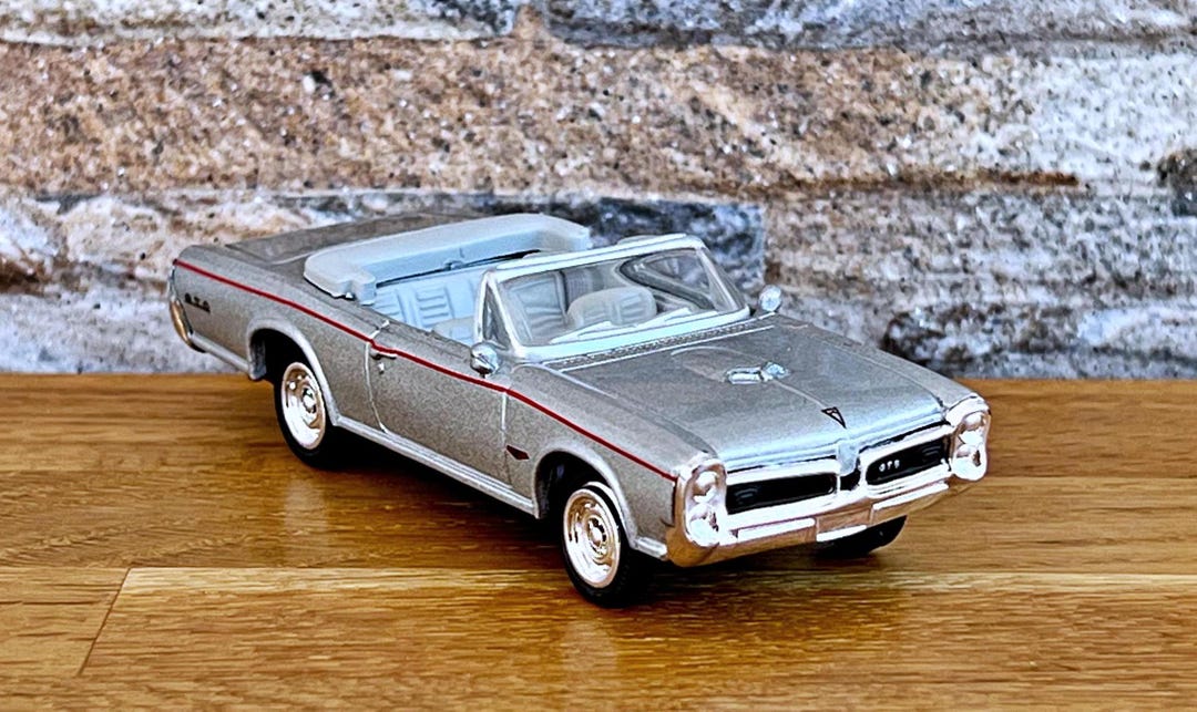 Pontiac GTO 1966 | Diecast Car | Model Car | 1/43 Scale Model Car | Die ...