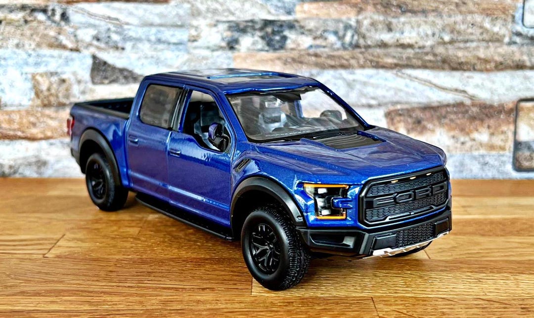 Ford F-150 Raptor 2017 | Model Car | Diecast Truck | 1/27 Scale Model ...