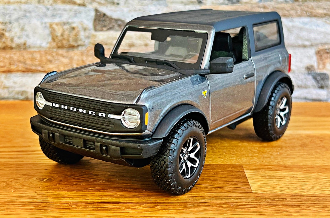 Ford Bronco Badlands 2021 | Model Car | Diecast Car | Scale 1/24 Die ...