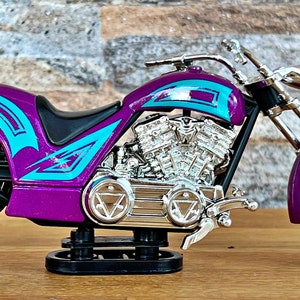 Iron Choppers, Scale 1/18 Diecast Model Motorcycle, Diecast Collection ...