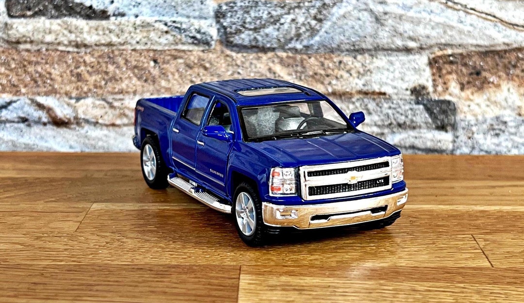 Chevrolet Silverado 2014 , Model Car, Diecast Truck, 1/46 Scale Model ...