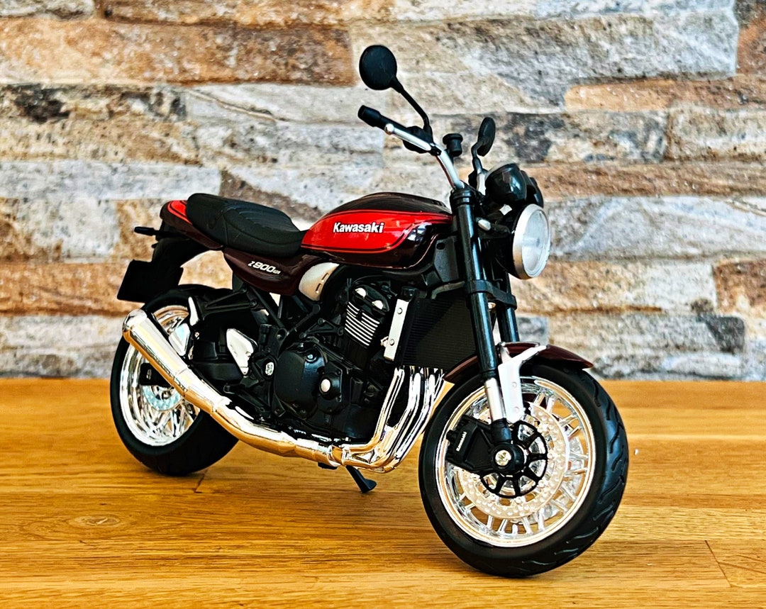 Kawasaki Z900RS , Scale 1/12 Diecast Model Motorcycle, 1/12 Die Cast ...