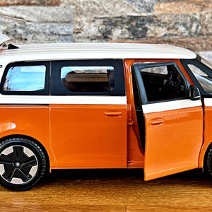 Volkswagen Id.buzz 2023 | Model Car | Diecast Car | 1/24 Scale Model ...