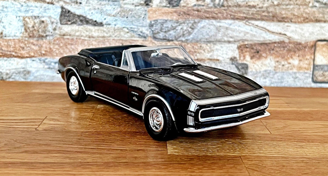 Chevy Camaro SS 1967 | Model Car | Diecast Car | 1:24 Scale Model Car ...