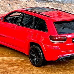 Jeep Grand Cherokee Trackhawk , Model Car, 1:36 Scale Model Car ...