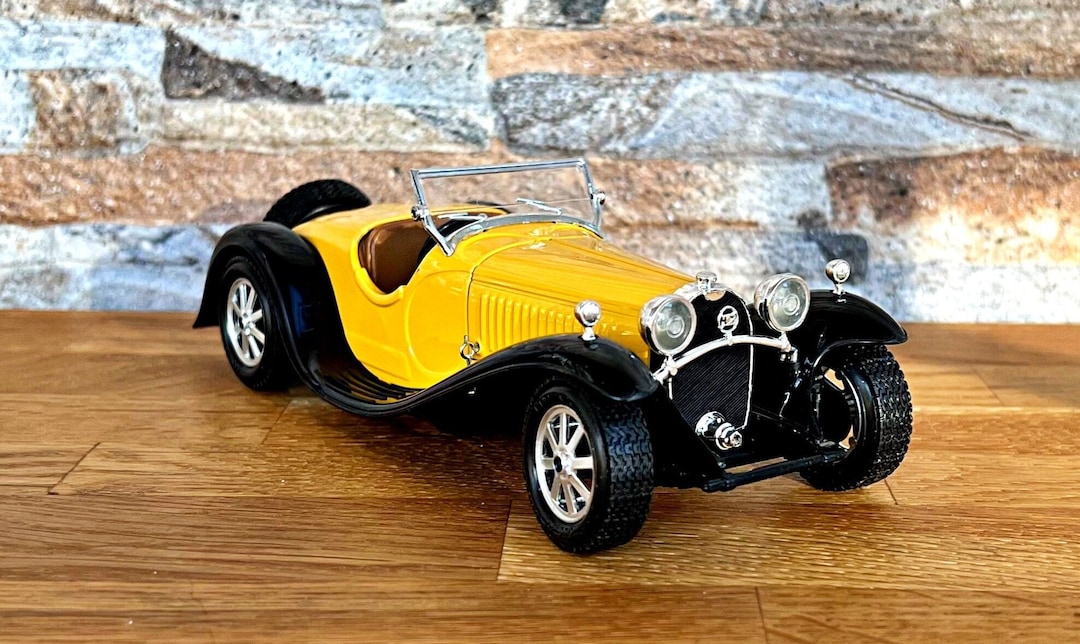 Bugatti Type 55 1932 | Vintage Model Car | Scale 1/24 Diecast Car | 1/ ...