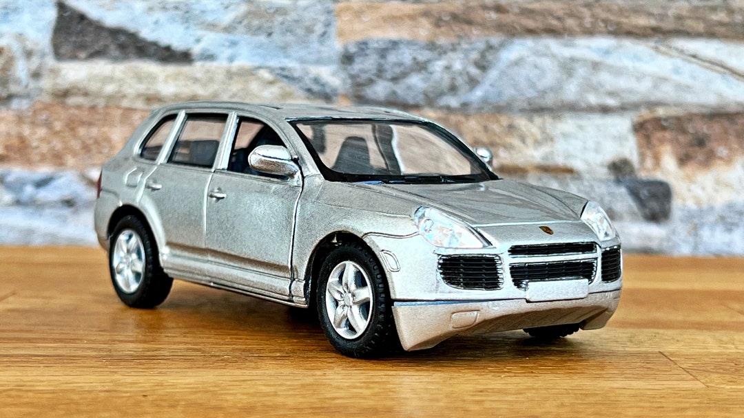 Porsche Cayenne Turbo | Model Car | Diecast Car | 1/38 Scale Model Car ...