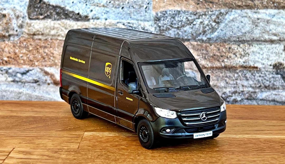 Mercedes Benz Sprinter | Model Car | Diecast Car | 1/48 Scale Model Car ...