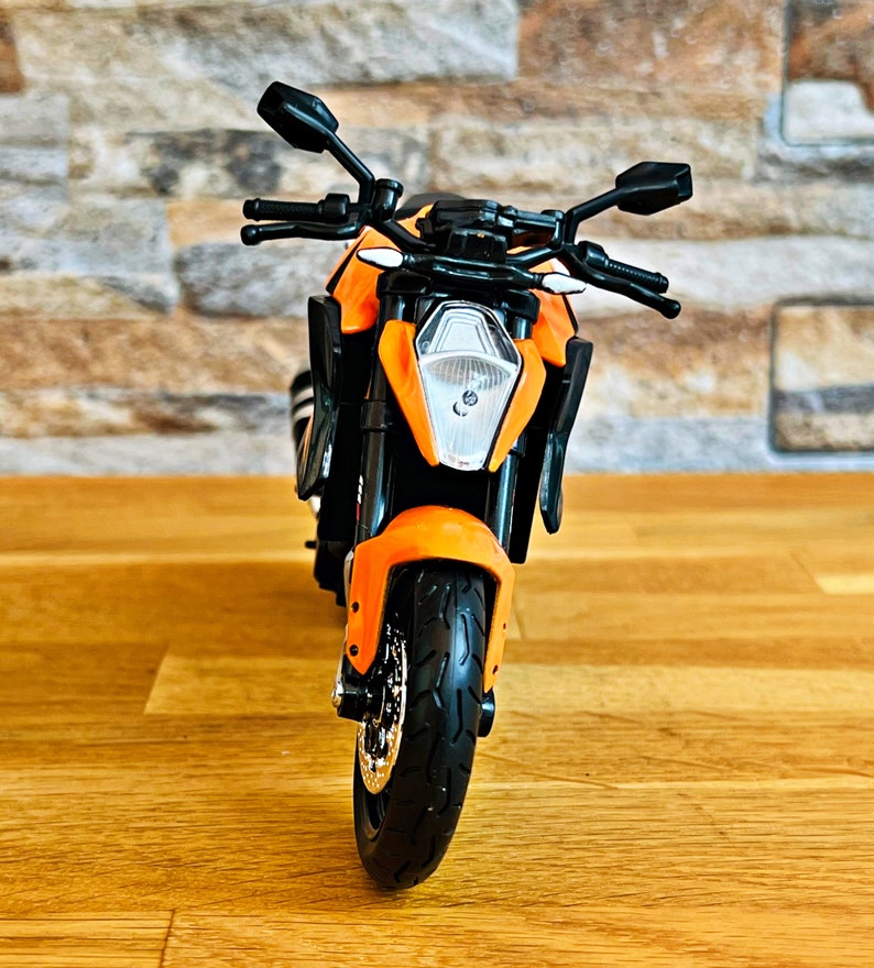 KTM 1290 Super Duke R , Scale 1/12 Diecast Model Motorcycle, 1/12 Die ...