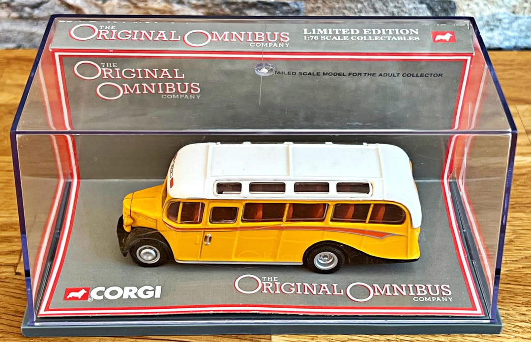 Bedford OB, Limited Edition, Vintage Diecast Bus, 1/76 Scale Model Bus ...