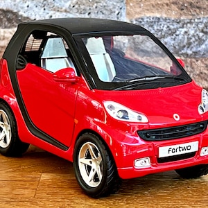 Smart Fortwo | Model Car | Diecast Car | Scale Model Car | 1:25 Die ...