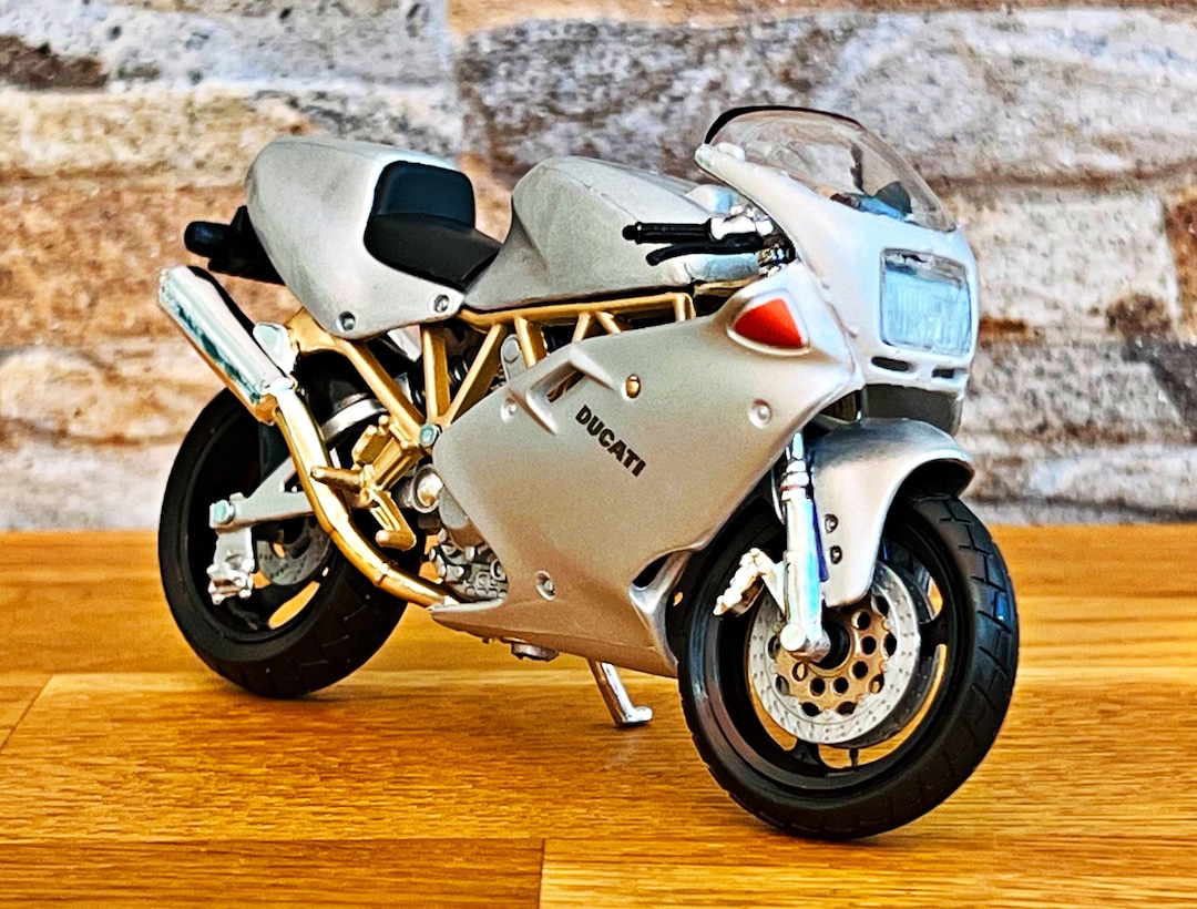 Ducati Supersport 900 Final Edition Motorcycle, Scale 1/18 Model Motorcycle, Diecast Motorcycle ...