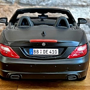 Mercedes Benz SLK Cabrio | 1:24 Scale Model Car | Mercedes SLK | Matte ...