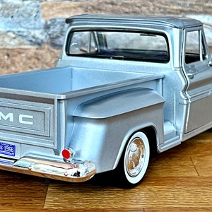 GMC C1000 Fenderside 1966, Vintage Model Truck, Car Model, Scale 1:24 ...