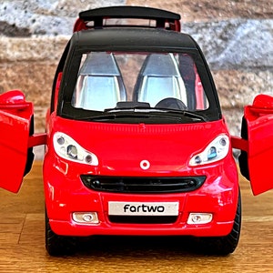 Smart Fortwo | Model Car | Diecast Car | Scale Model Car | 1:25 Die ...