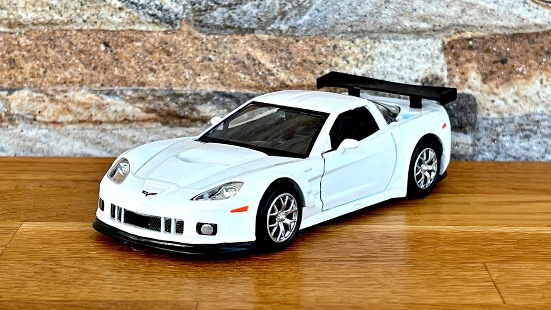Chevrolet Corvette C6-R 2010 | Model Car | 1/36 Diecast Car | 1/36 ...
