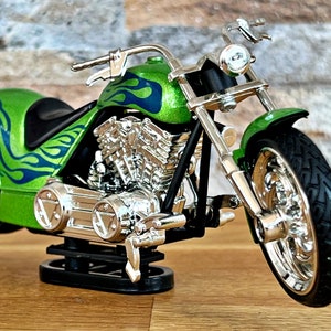 Iron Choppers, Scale 1/18 Model Motorcycle, Diecast Motorcycle, 1/18 ...