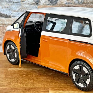 Volkswagen Id.buzz 2023 | Model Car | Diecast Car | 1/24 Scale Model ...