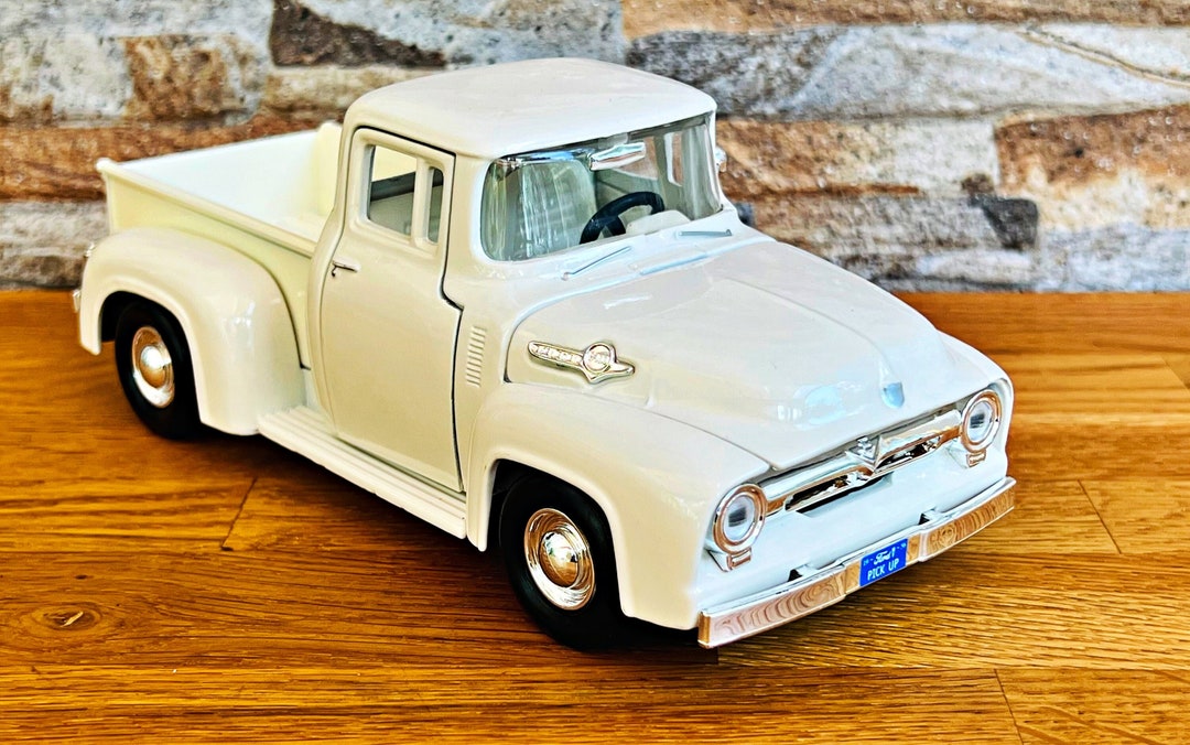 Ford F-100 Pickup 1956 |model Car | 1/24 Scale Model | 1/24 Diecast ...