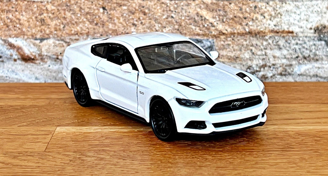 Buy Ford Mustang GT 2015, Model Car, 1/38 Scale Model Car, Diecast Car ...