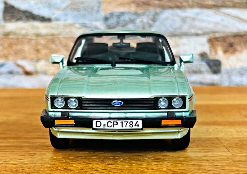 Ford Capri 1982 Model Car Scale 1/24 Diecast Car 1/24 - Etsy