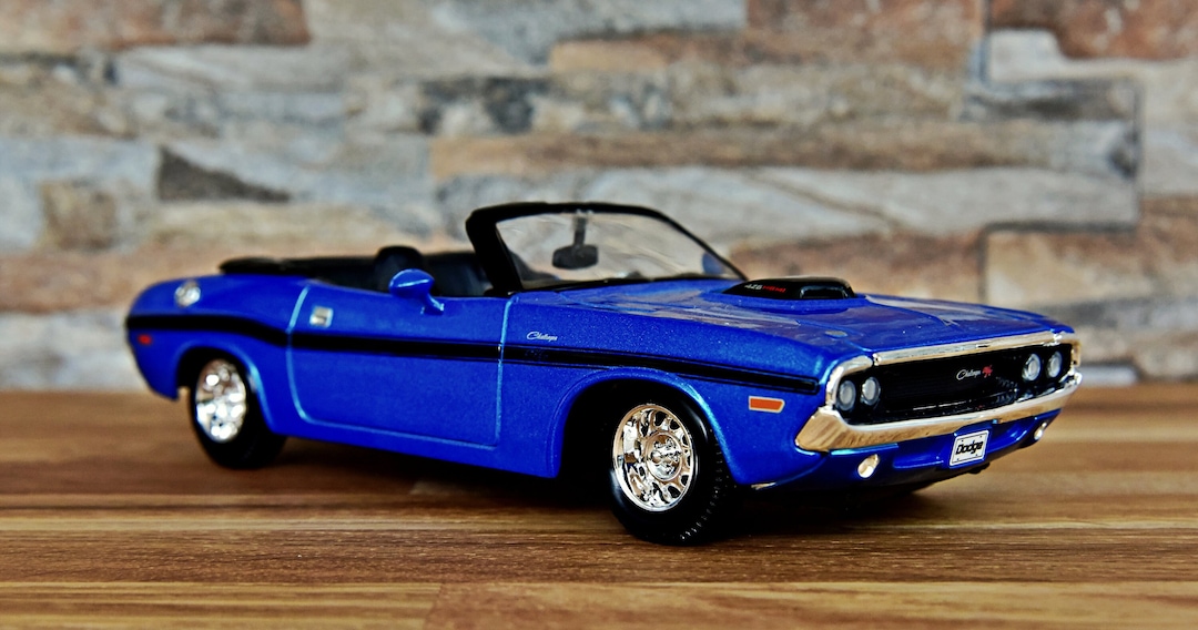 Dodge Challenger RT Convertible 1970 | 1:24 Diecast Car | 1/24 Scale ...
