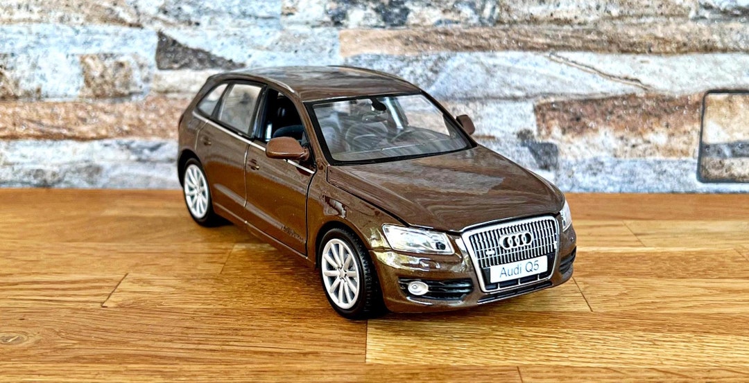 Audi Q5 | Diecast Car | Model Car | 1/24 Scale Model | Die Cast Model ...