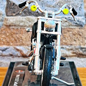 Harley Davidson 1984 FXST Softail, Scale 1/18 Model Motorcycle, 1/18 ...