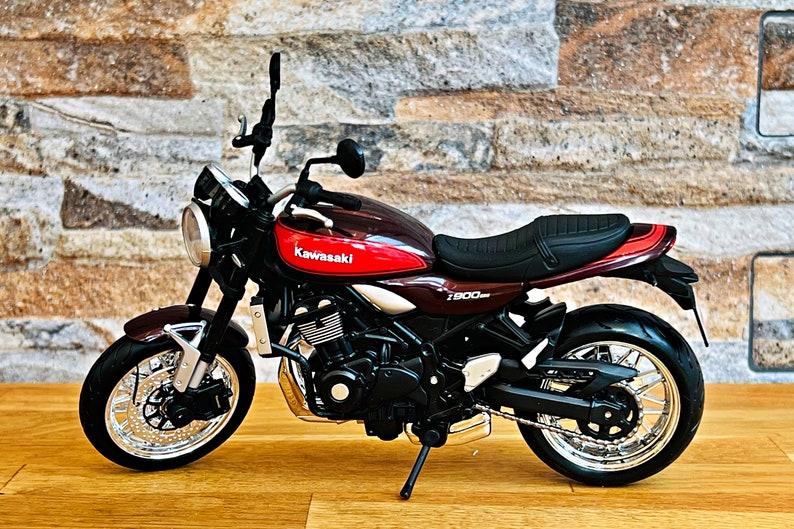 Kawasaki Z900RS , Scale 1/12 Diecast Model Motorcycle, 1/12 Die Cast ...