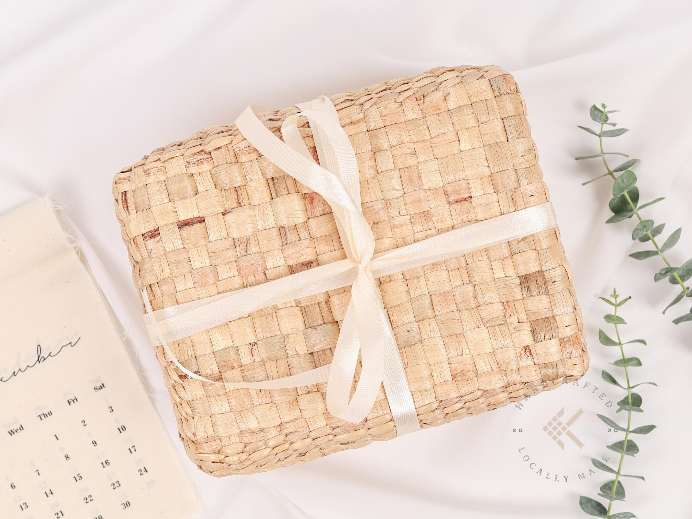 Wicket Box Gift Wrapping, Straw Basket With Lid, Decorative Box ...