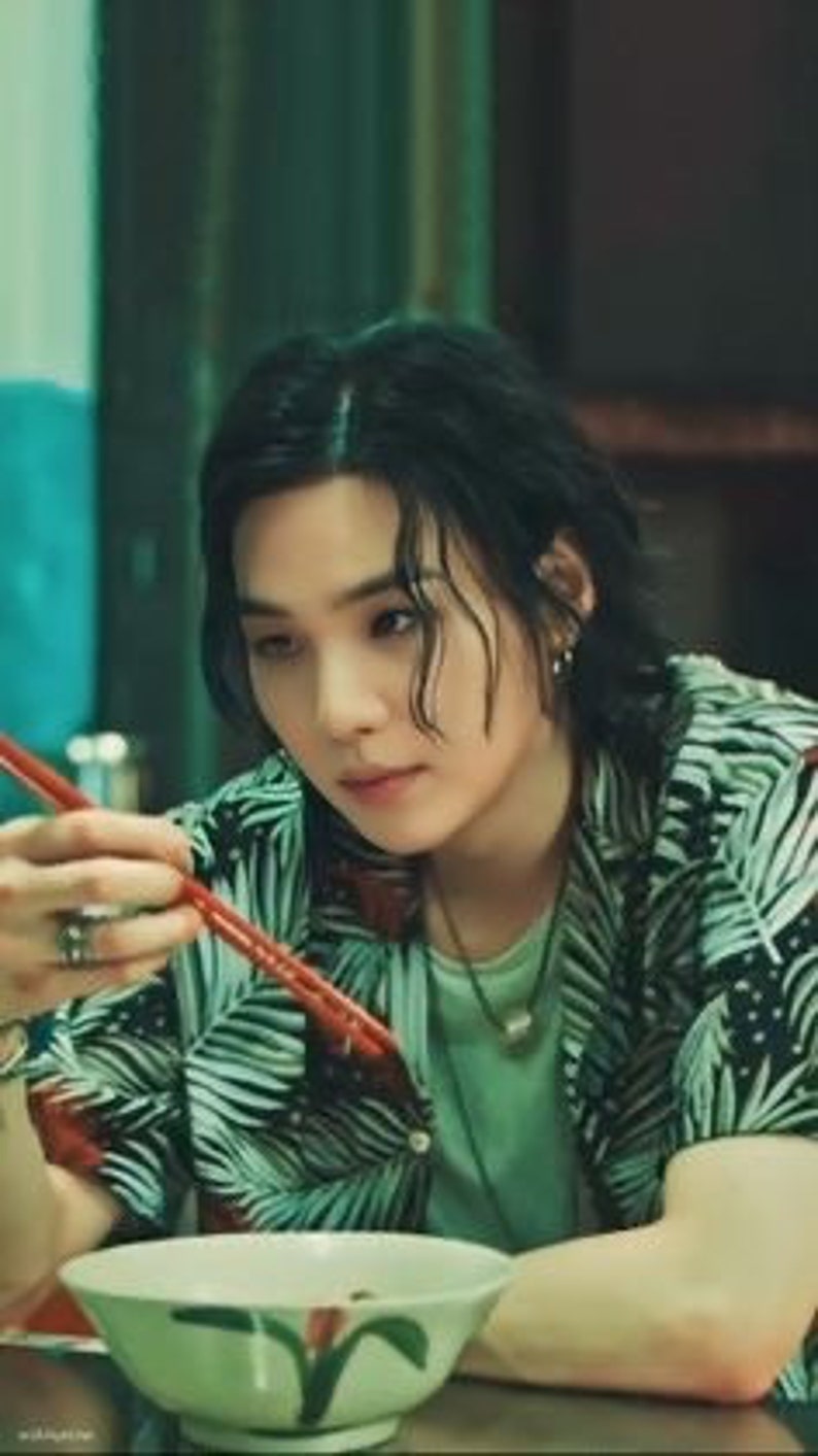 NEW Suga Red Chopsticks Agust D Haegeum 1 Pair Chopsticks - Etsy