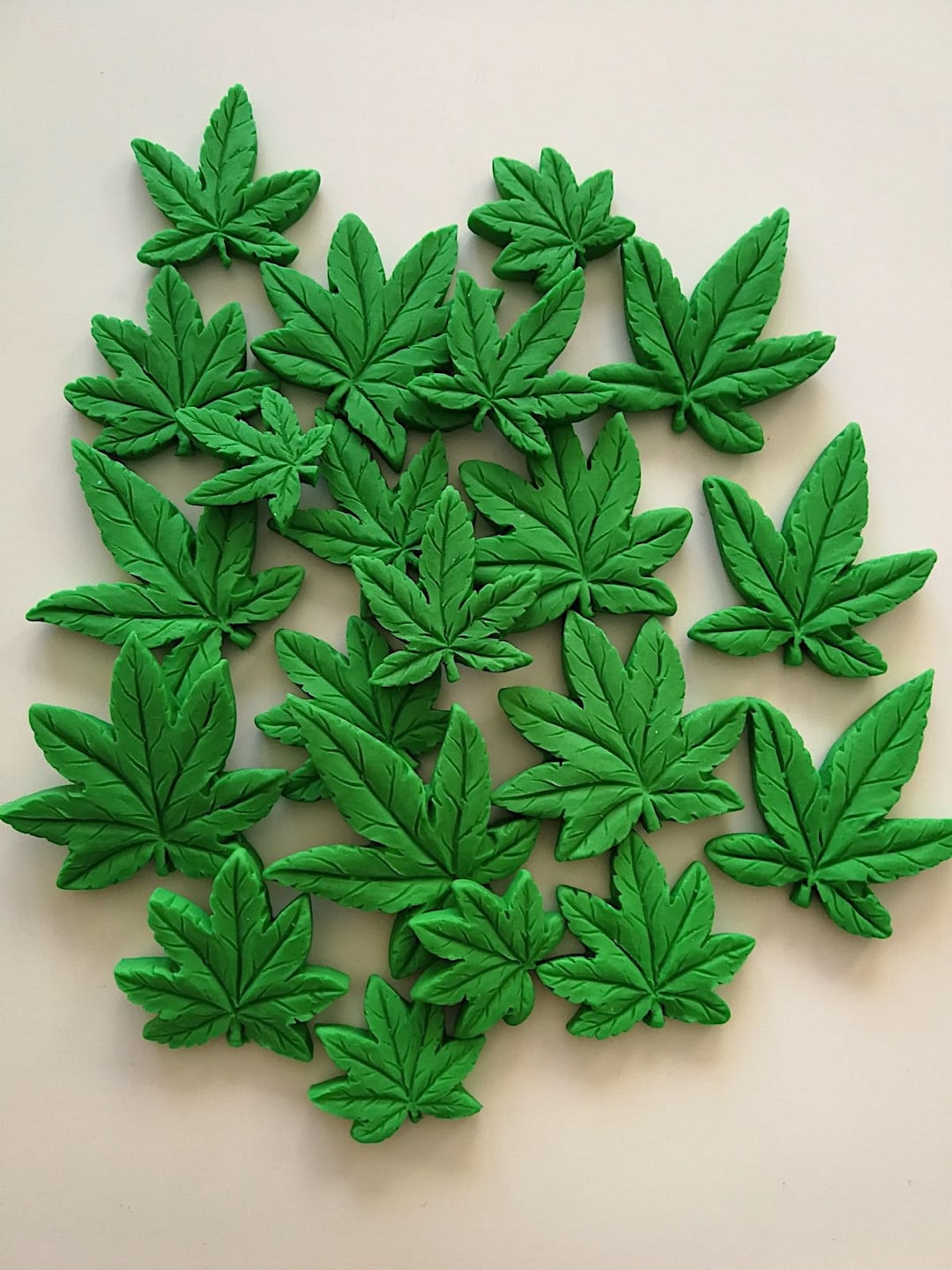 Edible Hemp Leaf Fondant Cake Topper, Handmade Sugar Decorations ...