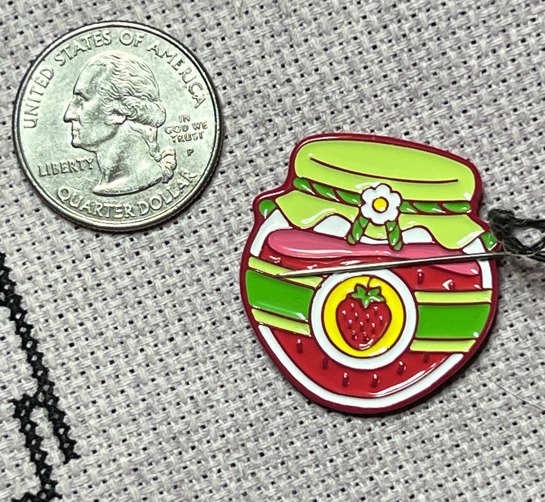 HOMEMADE STRAWBERRY JAM Garden Needle Minder Magnet for Needlecraft ...