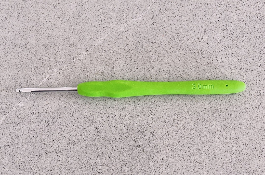 Crochet Hook 3mm Rubber Handle - Etsy UK