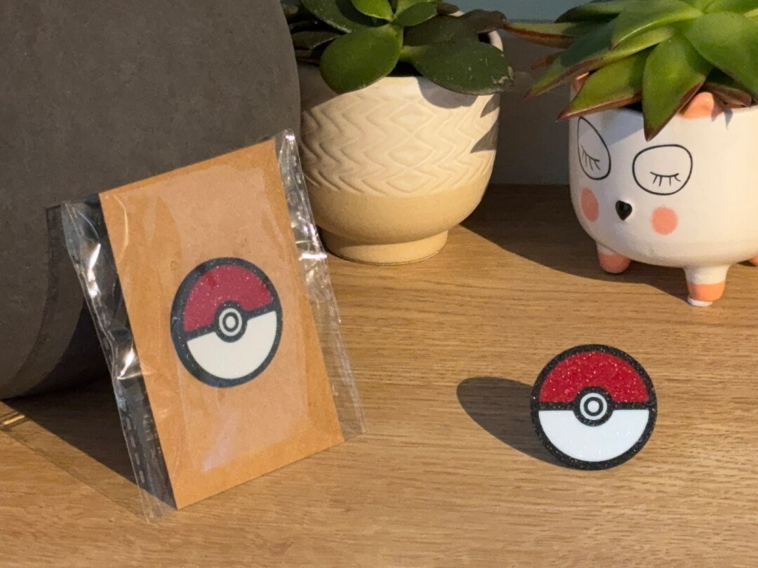 Pokemon Pokeball Style Pin Badge - Etsy