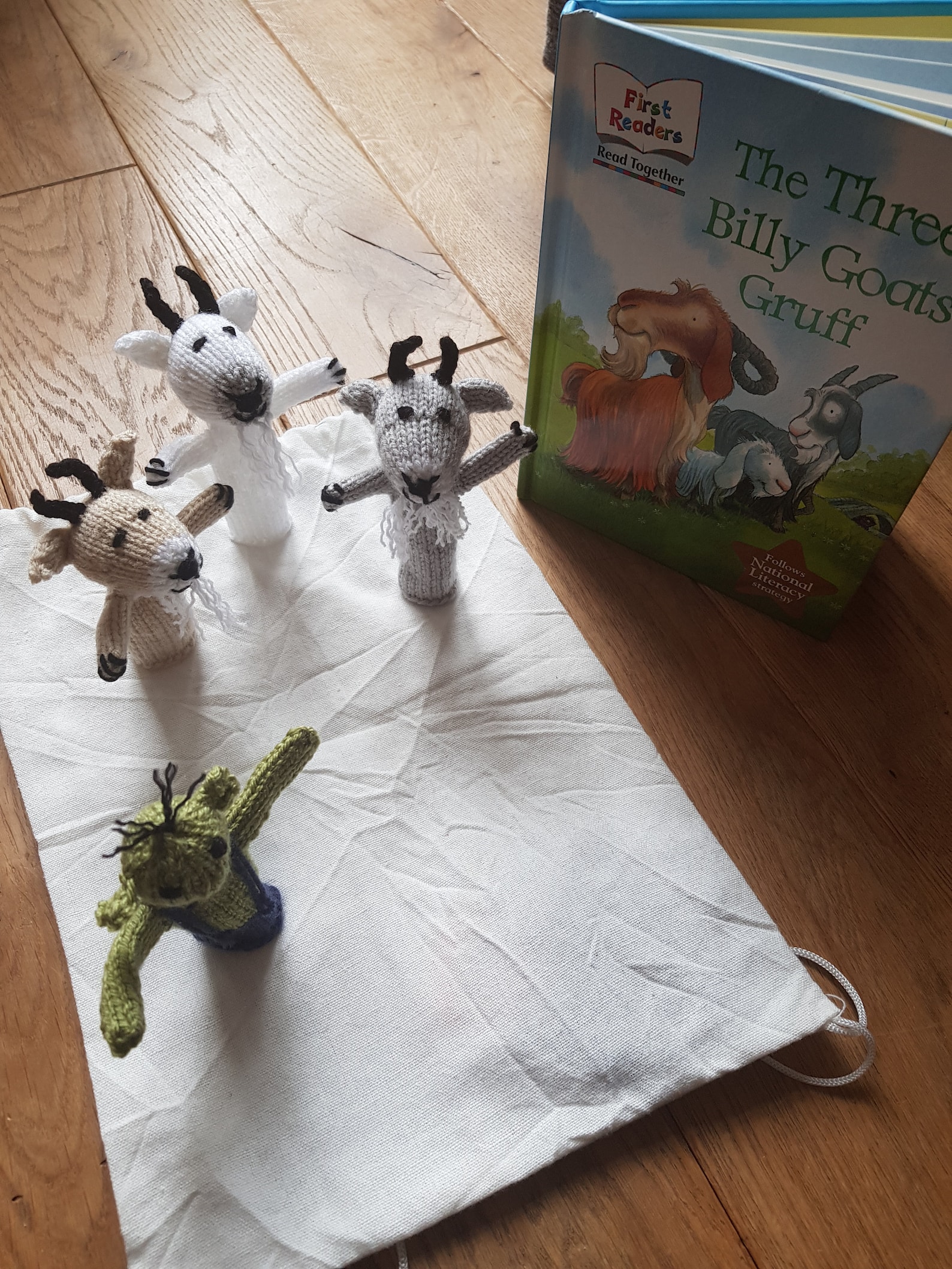 The Three Billy Goats Gruff Finger Puppets Knitting Pattern - Etsy