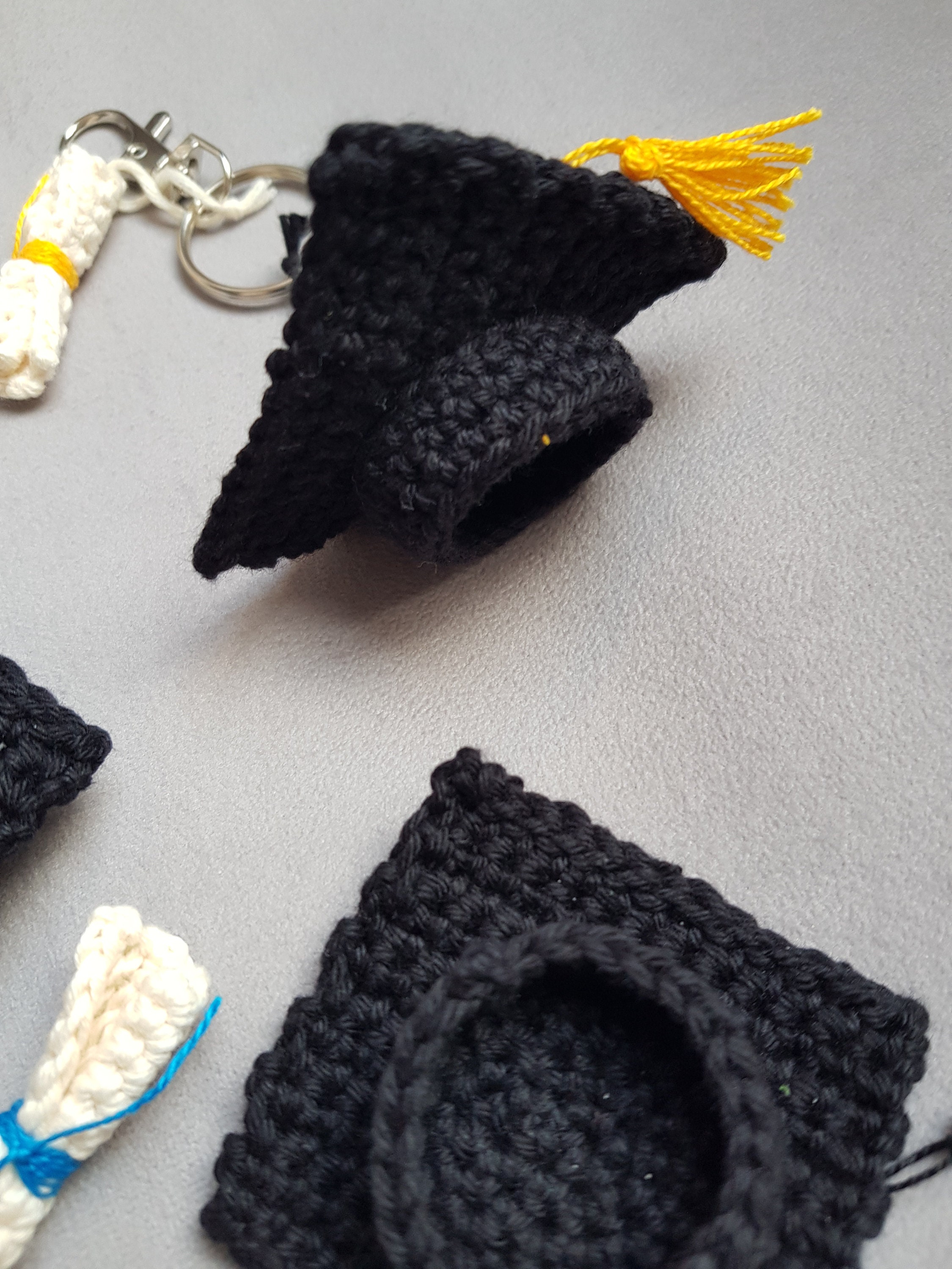 Crochet Graduation Cap Keyring - Etsy