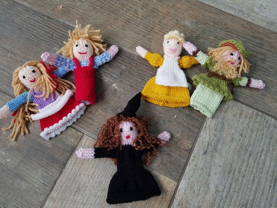 Hansel and Gretel Knitted Finger Puppet Pattern - Etsy