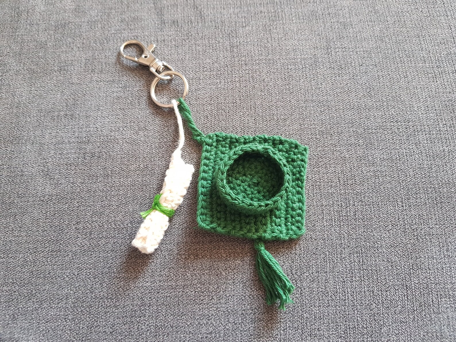 Crochet Keyring Graduation Cap PATTERN - Etsy