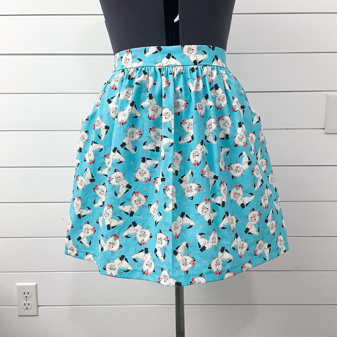 SIZE SMALL/MEDIUM - Cute Teal Cats Skirt With Pockets - Gathered ...