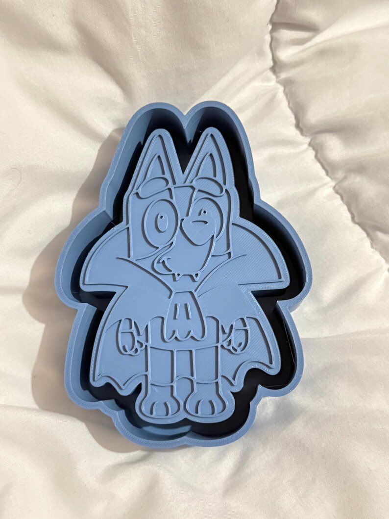 Bluey Vampire Halloween Freshie Mold - Etsy