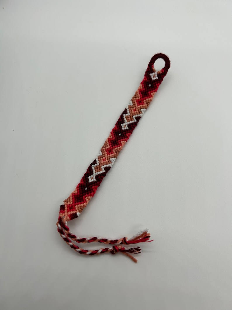 Friendship Bracelet - Arrowhead Pattern! - Etsy