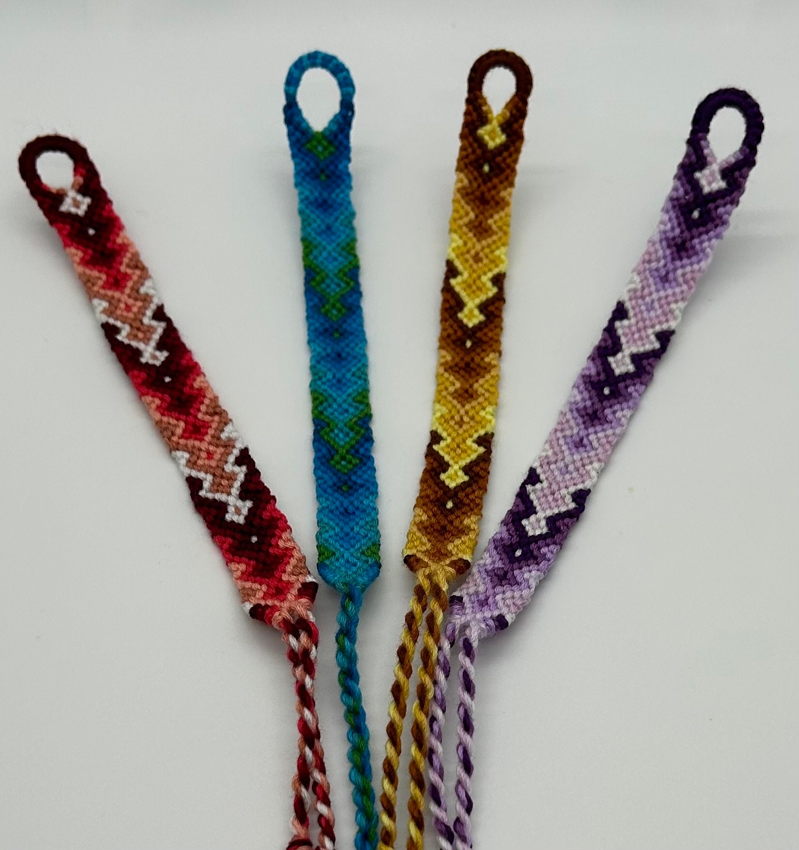 Friendship Bracelet - Arrowhead Pattern! - Etsy