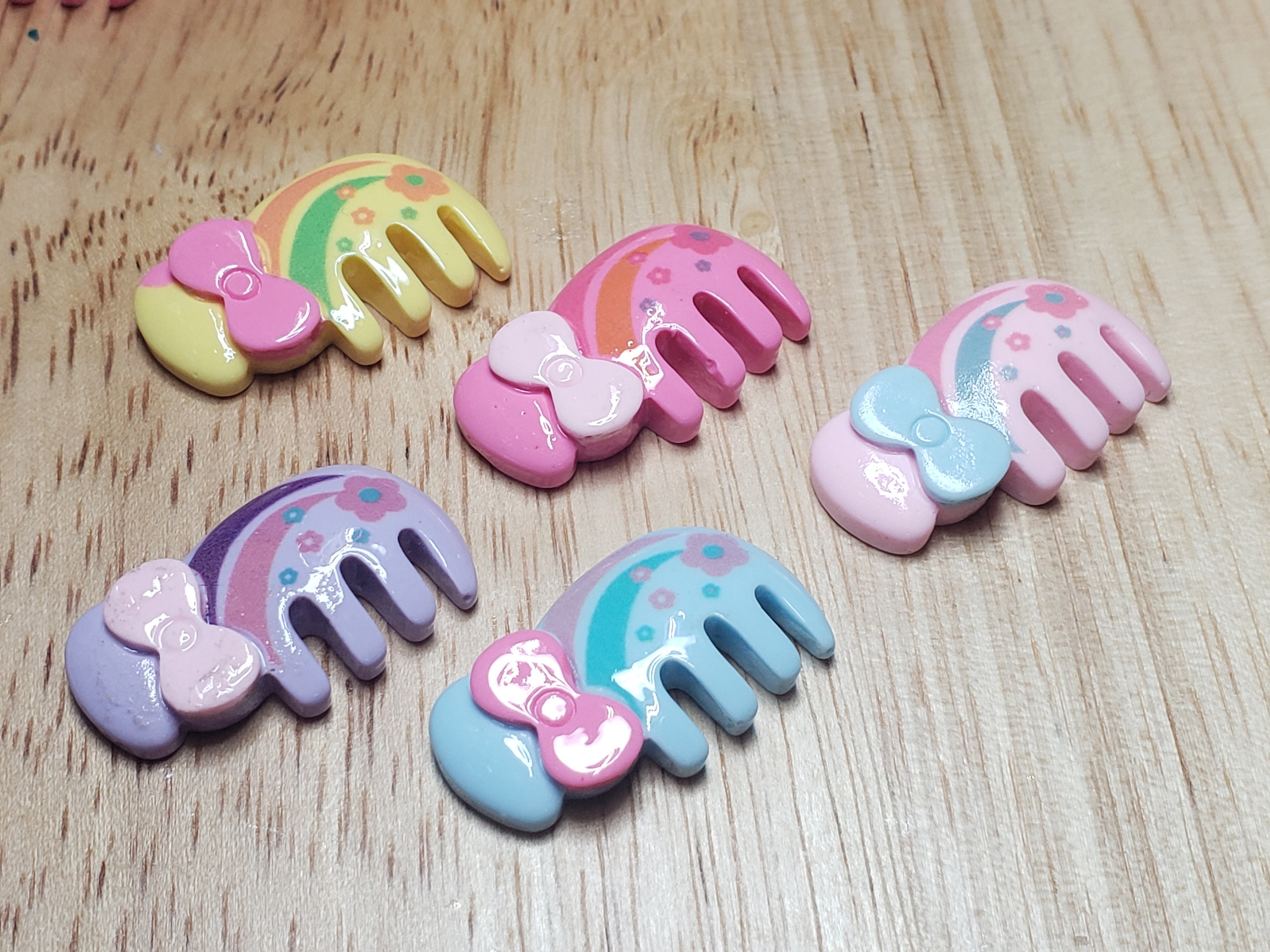 KAWAII 5PCS 3-D CUTE COMB Resin Charms Flatback Cabochon | Etsy