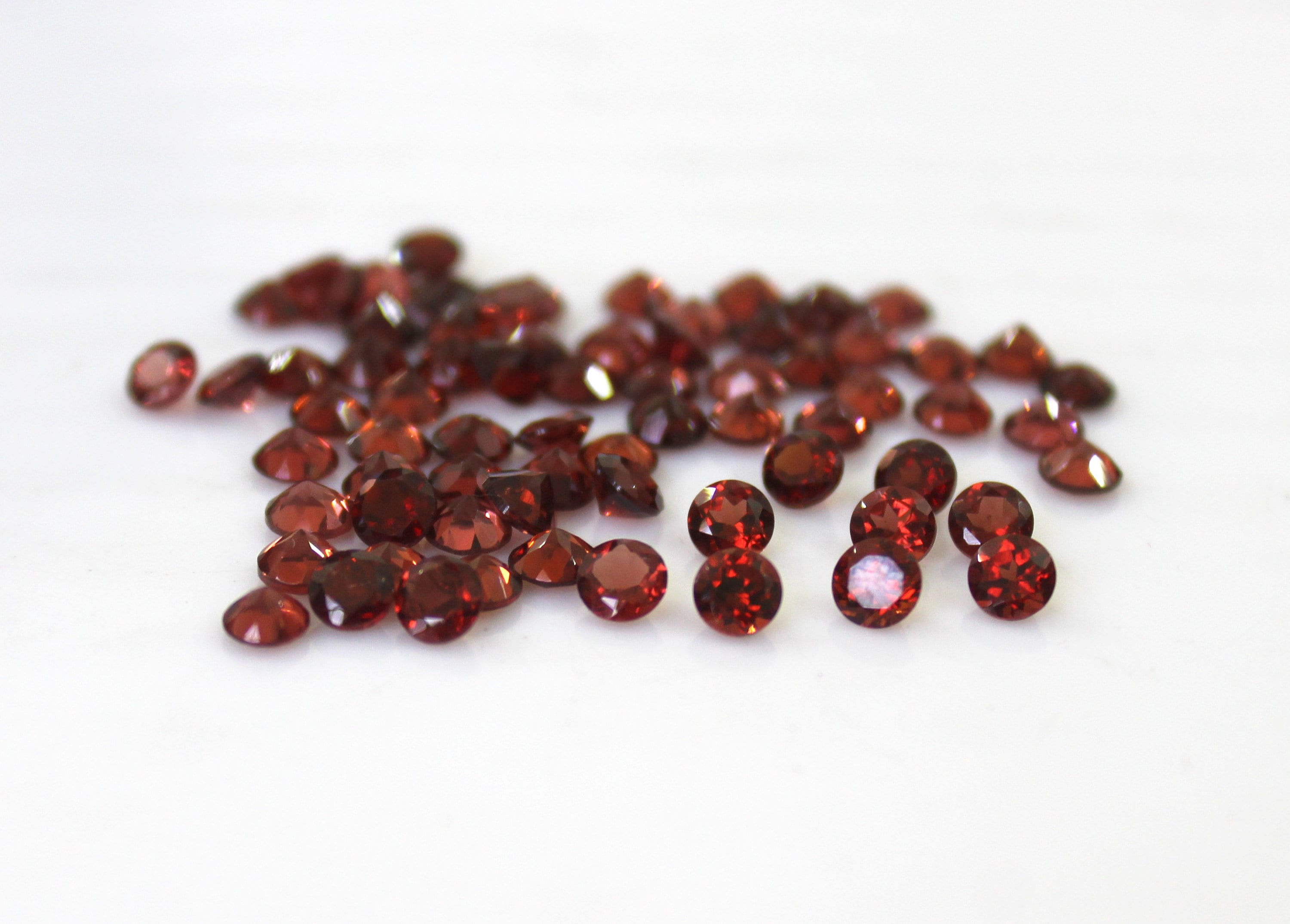 8MM Garnet Round Faceted Gemstone Natural Red Garnet - Etsy UK