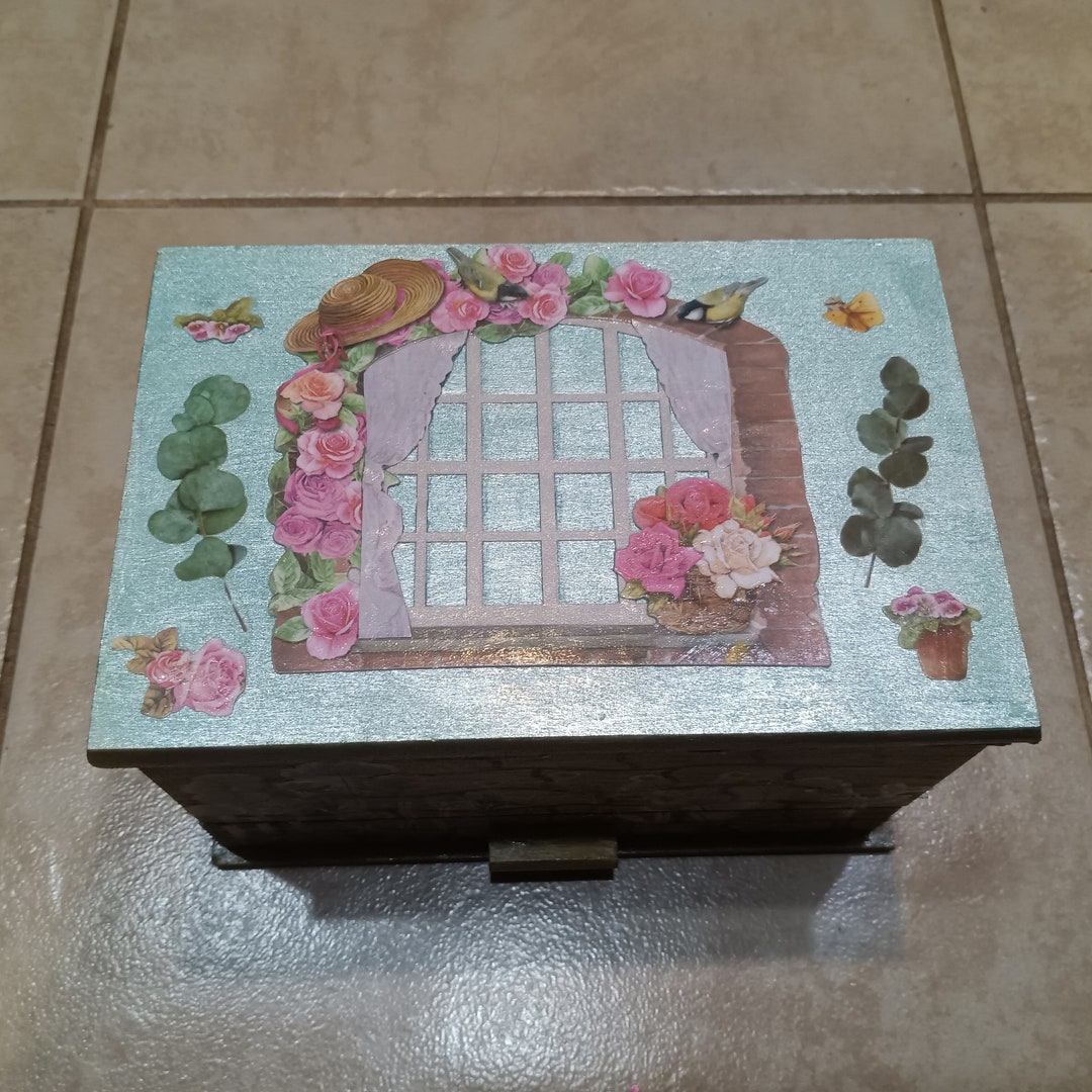The Secret Garden Box - Etsy