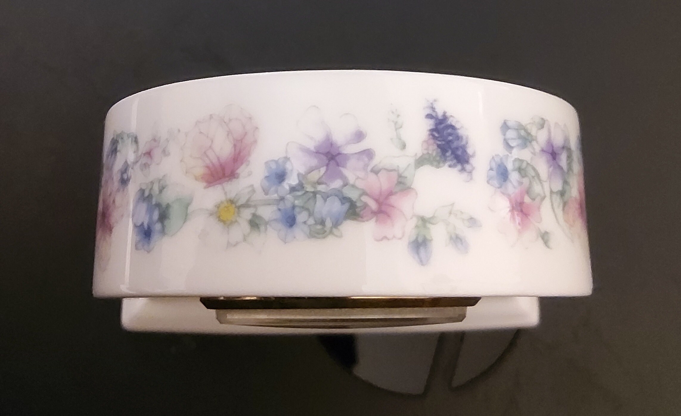 Wedgwood Angela Bone-china Mantle Clock (1980) - Etsy